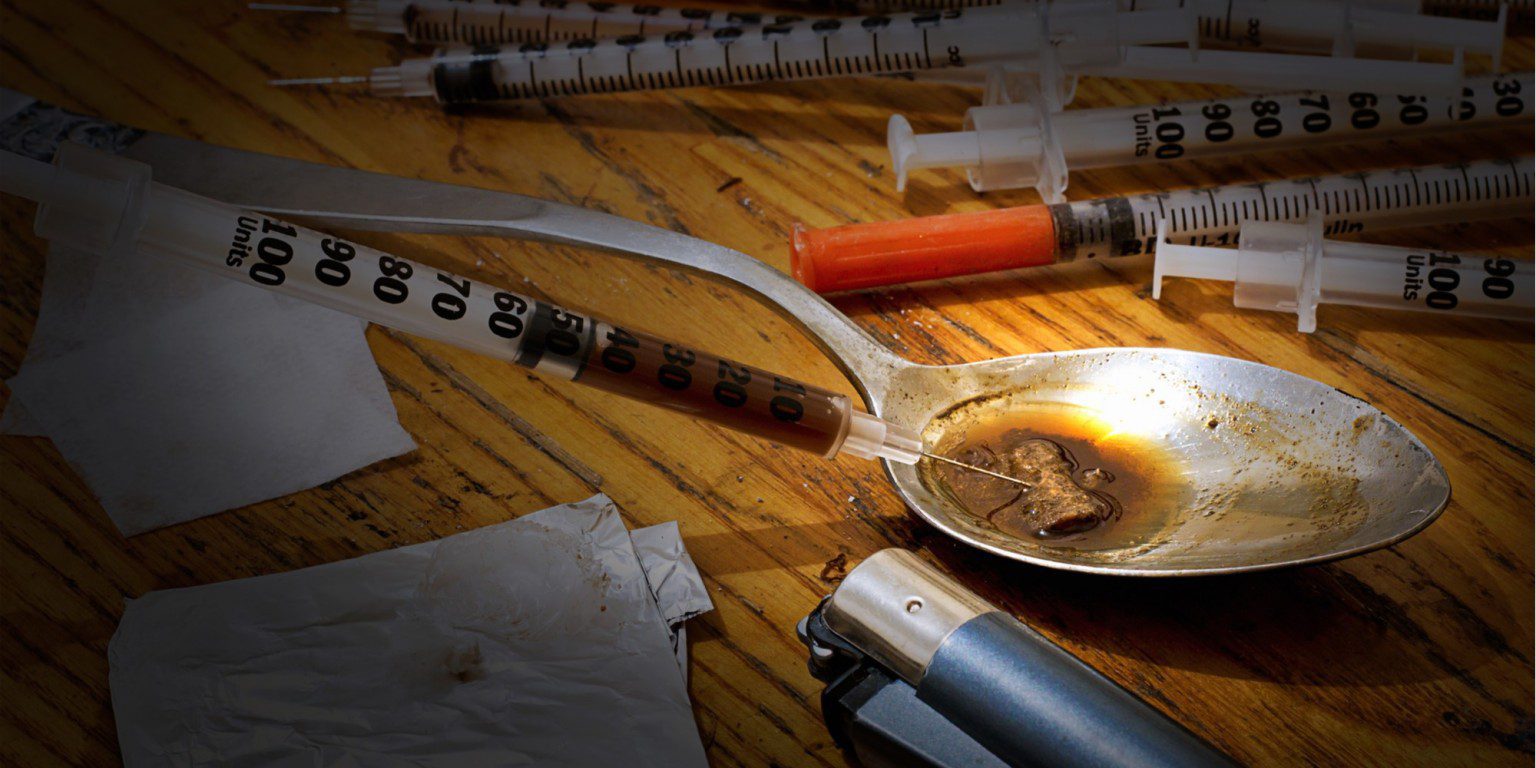 Track Marks & Other Signs of IV Drug Use - The Blackberry Center ...